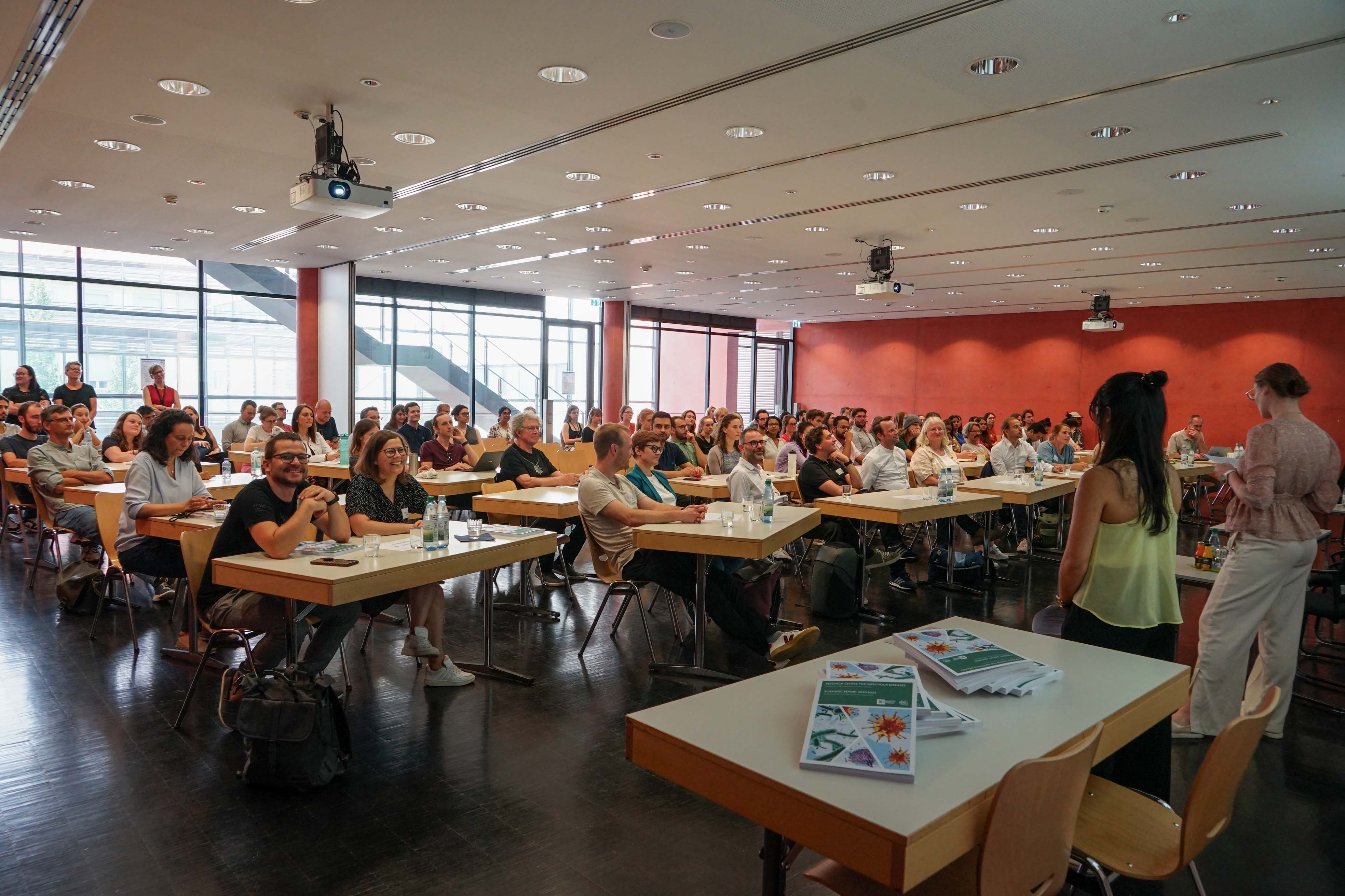 30 years in the name of infection research | HELMHOLTZ HIRI